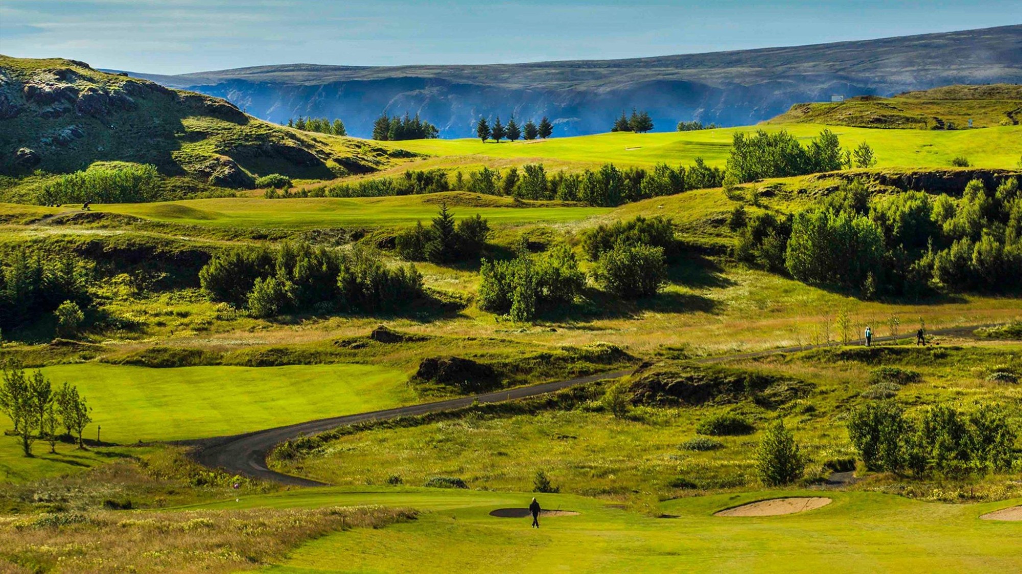 Golfvellir og nálæg gisting