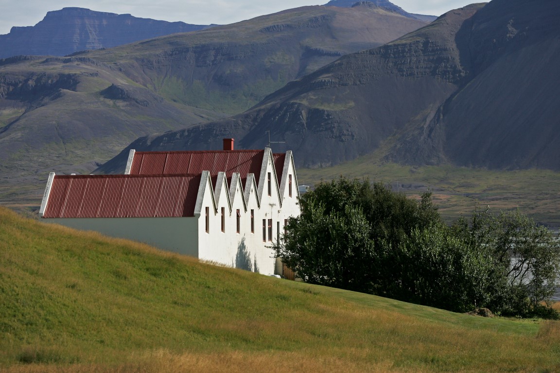 Bjarg guesthouse by Borgarnes